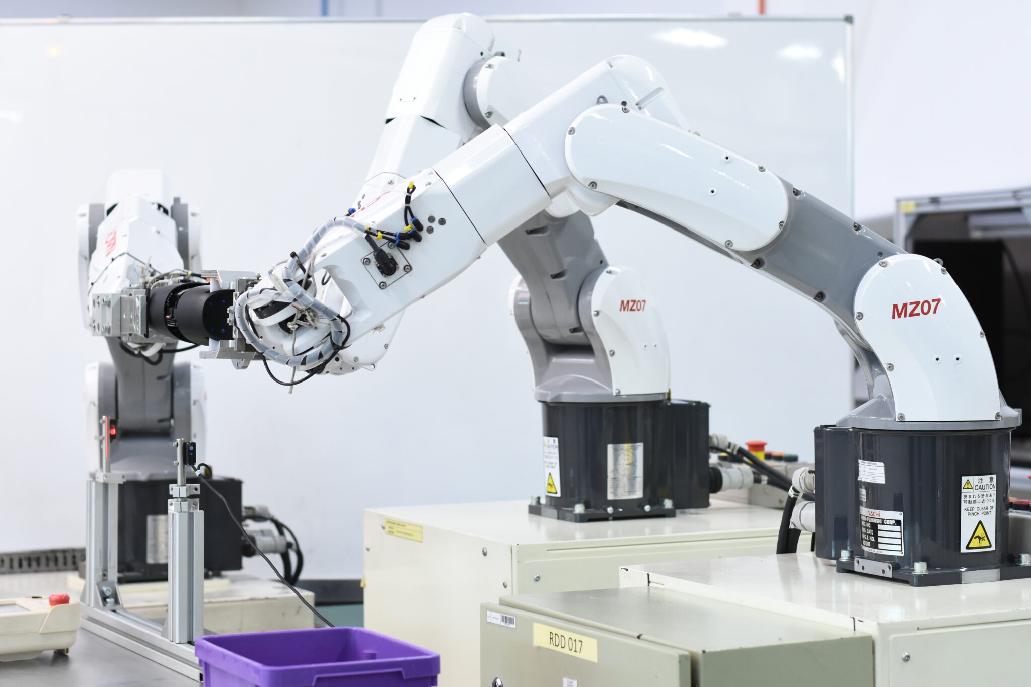 The Cutting-edge Technology of FOZ One’s New HQ - FOZ One